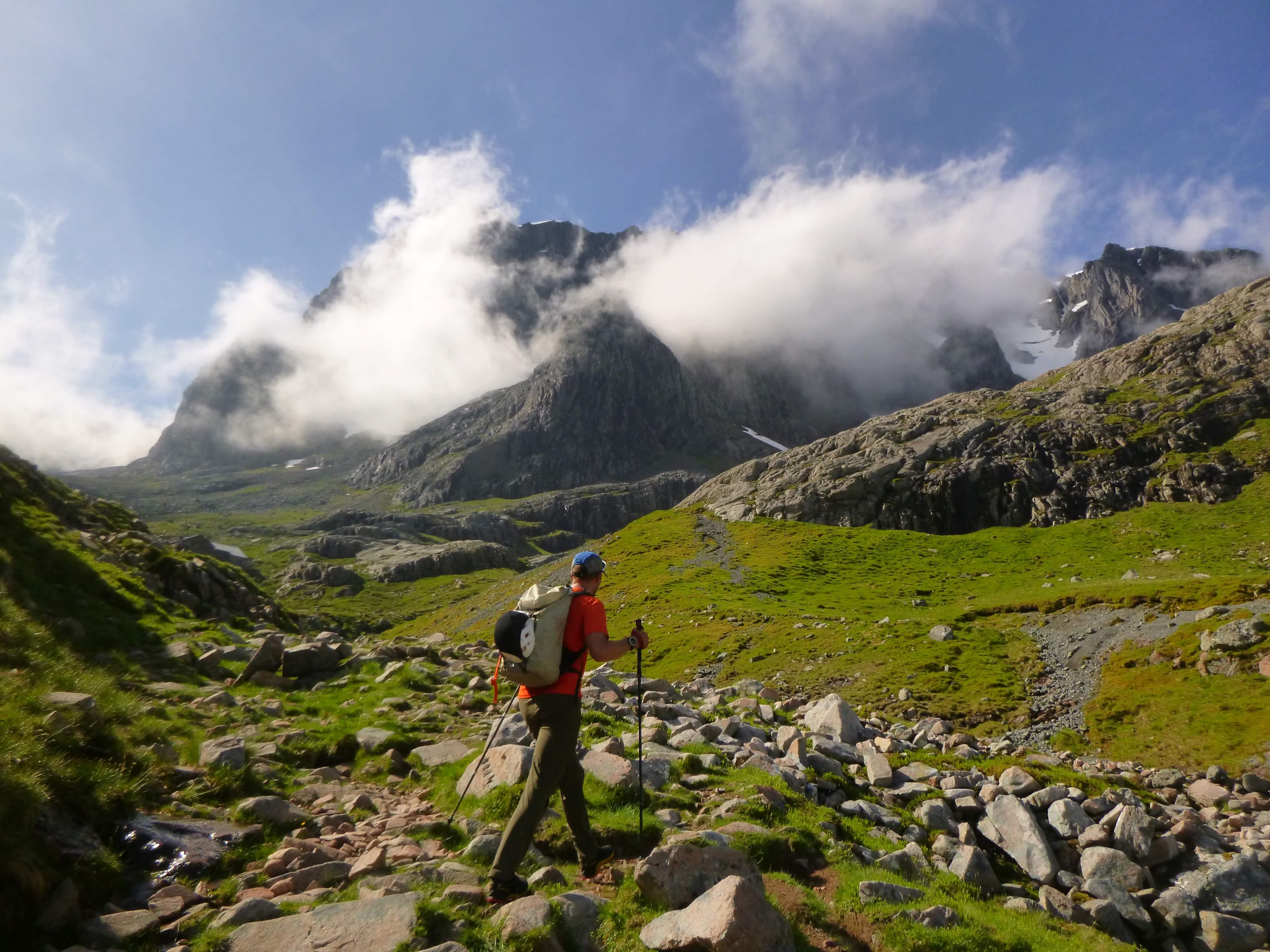 Observatory Ridge Guide – Lochaber Guides- Mountain Guiding and Skills ...